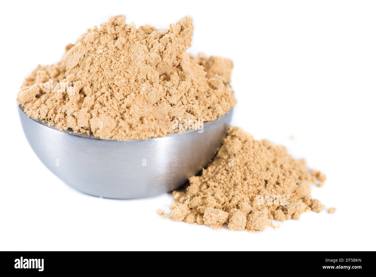 Heap of Ginger Powder isolated on white background Stock Photo - Alamy