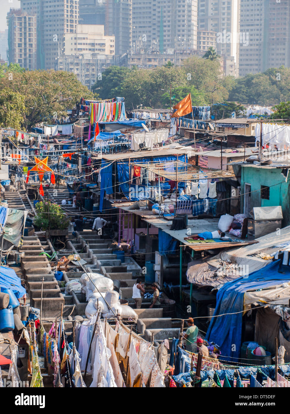 Dhobi ghat clothes hi-res stock photography and images - Alamy