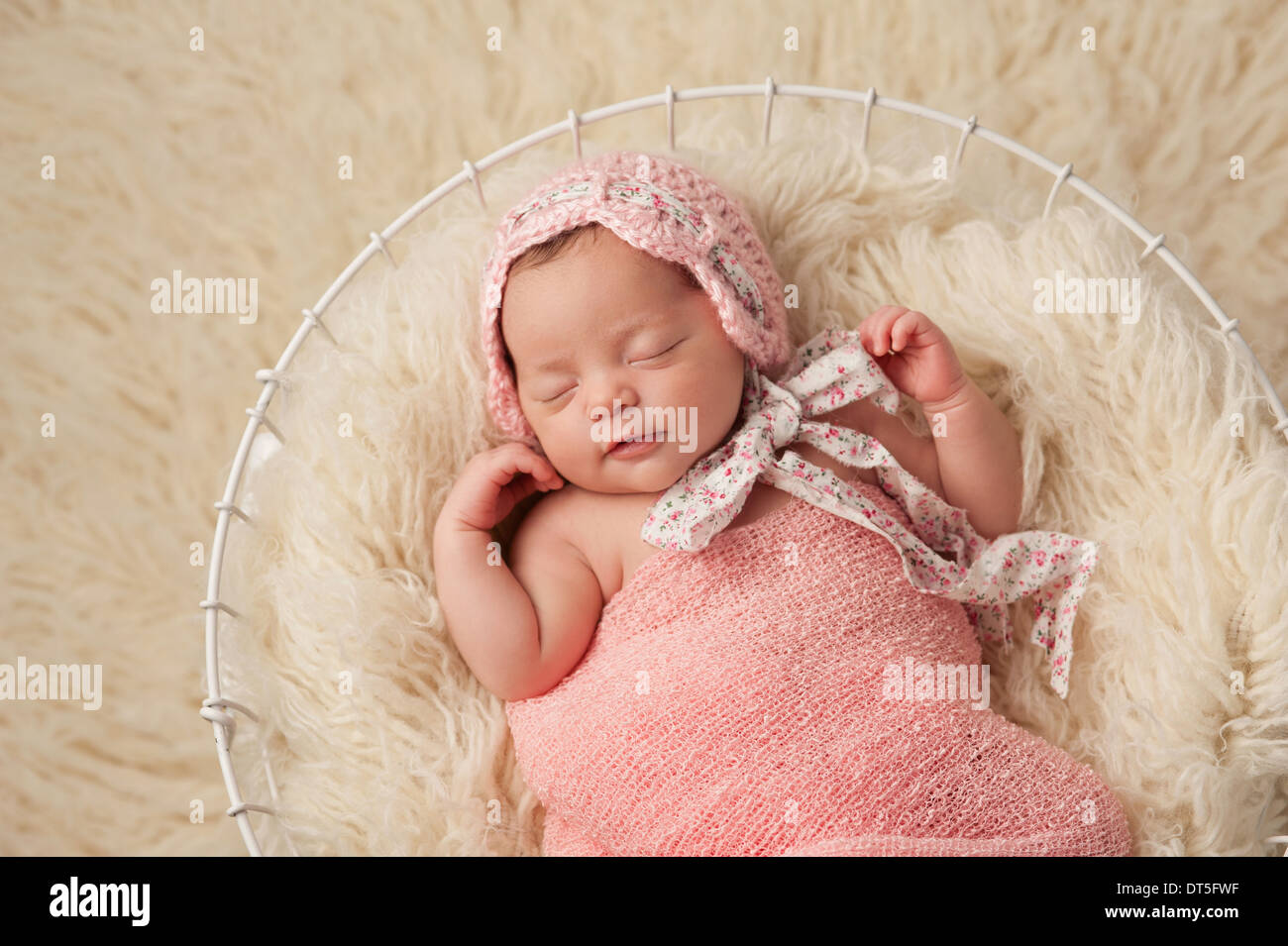 Baby wearing bonnet hi-res stock photography and images - Alamy