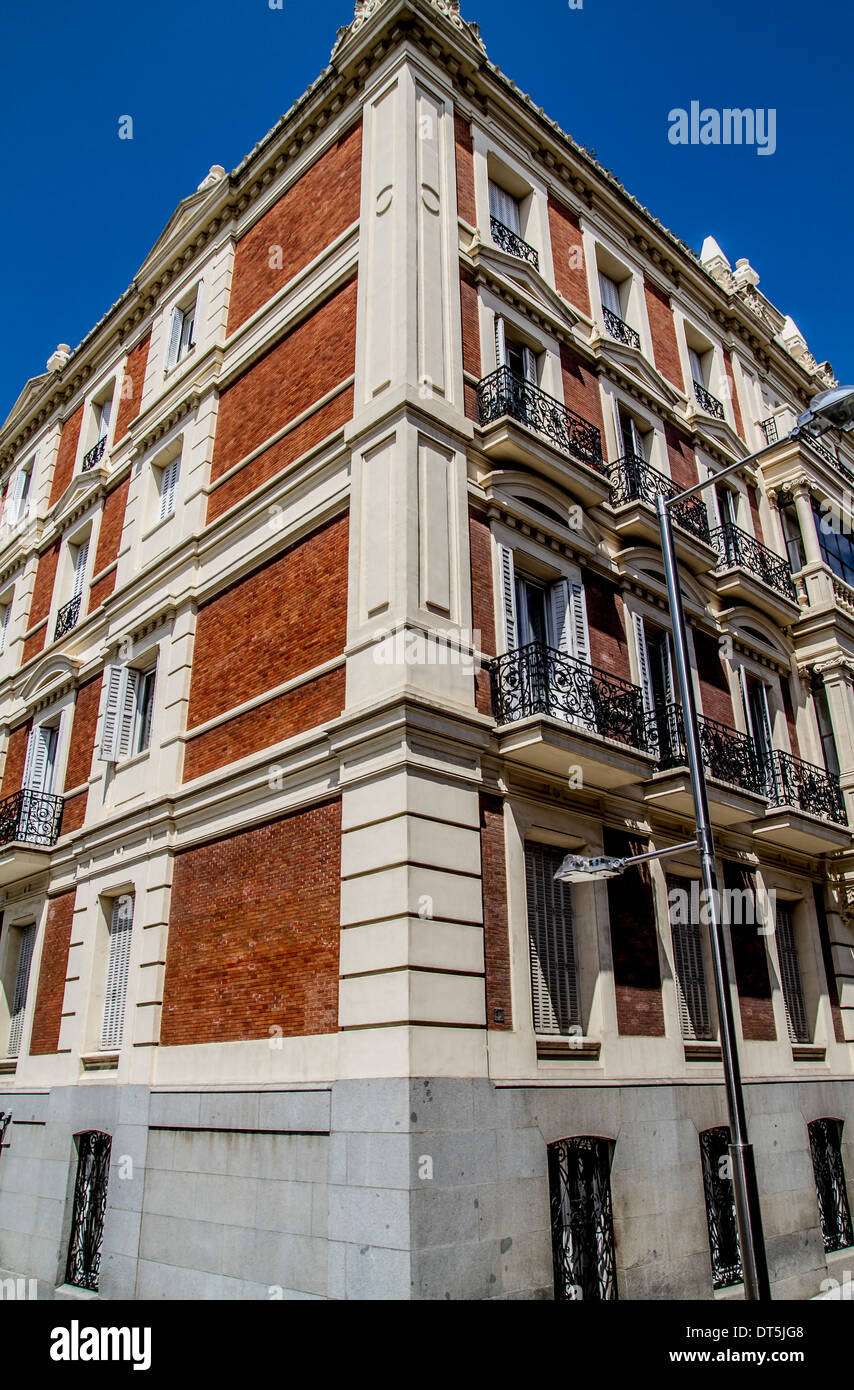 Corner, Image of the city of Madrid, its characteristic architecture ...