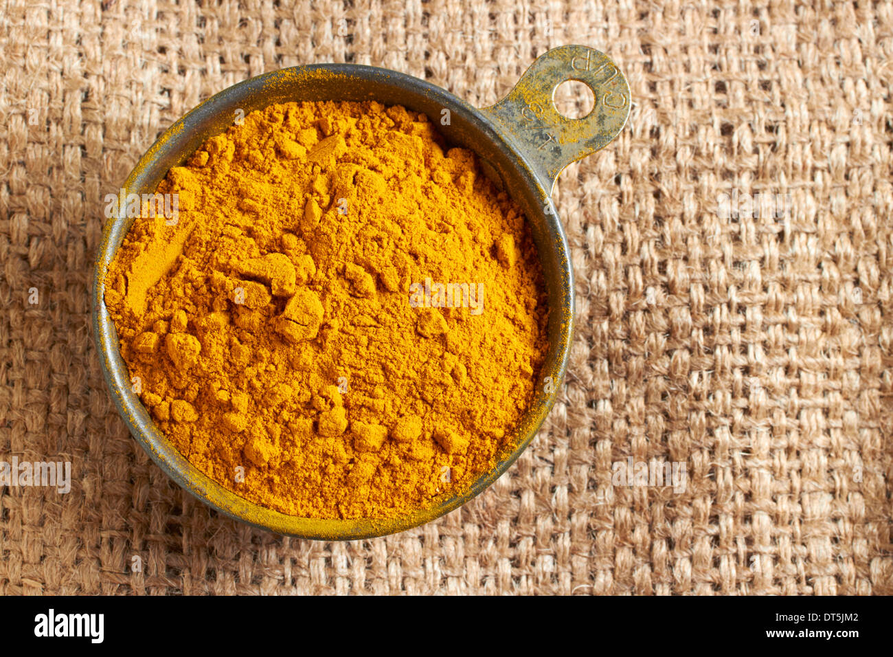 Ground turmeric hi-res stock photography and images - Alamy