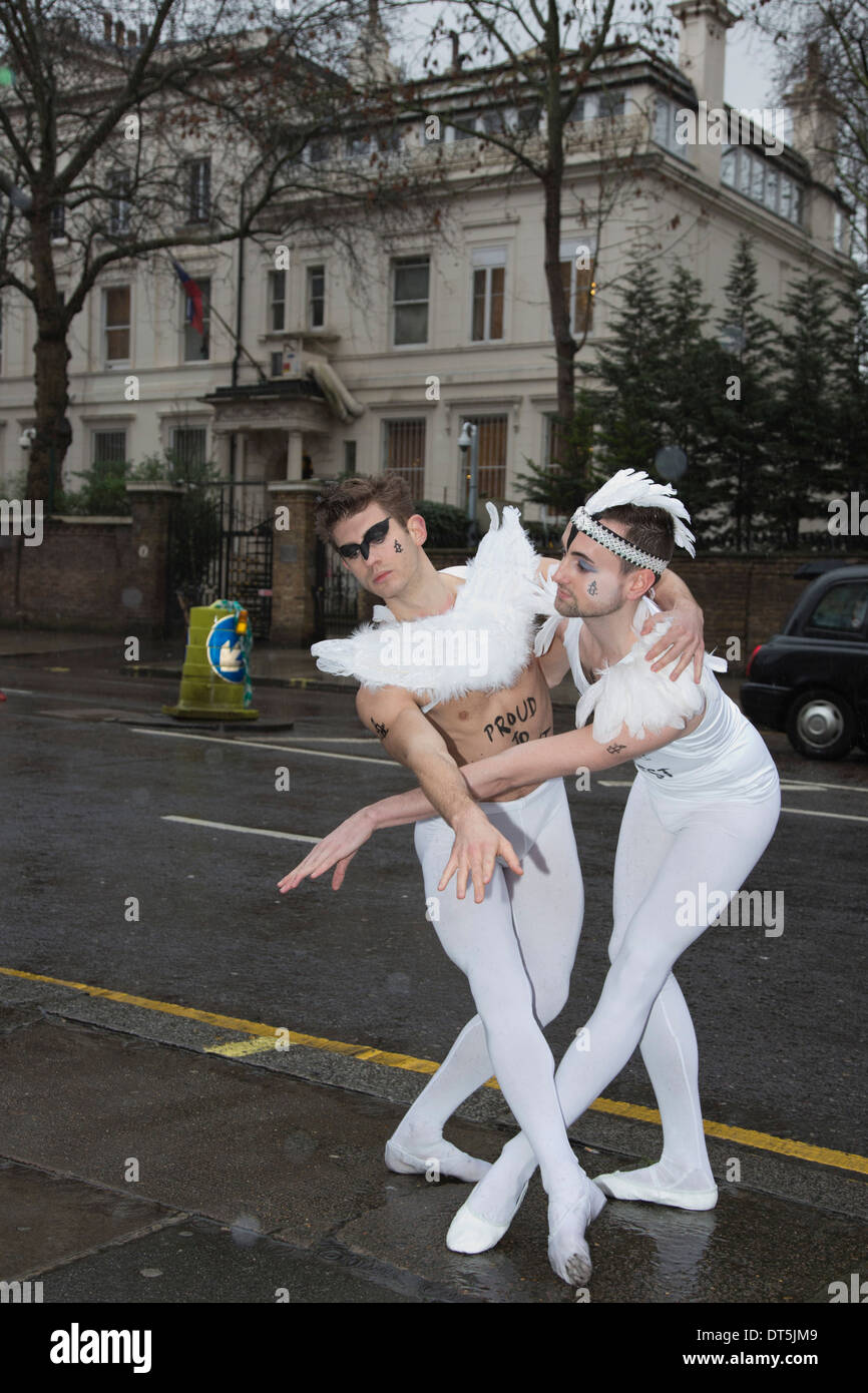 Ballet Dancers protest with Amnesty International for human rights in ...