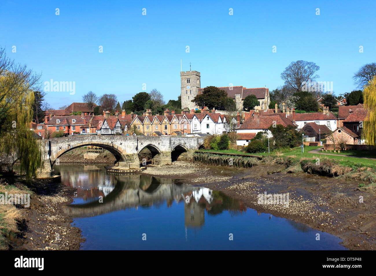 view of St Peter and St Pauls church, river Medway, Aylesford village ...