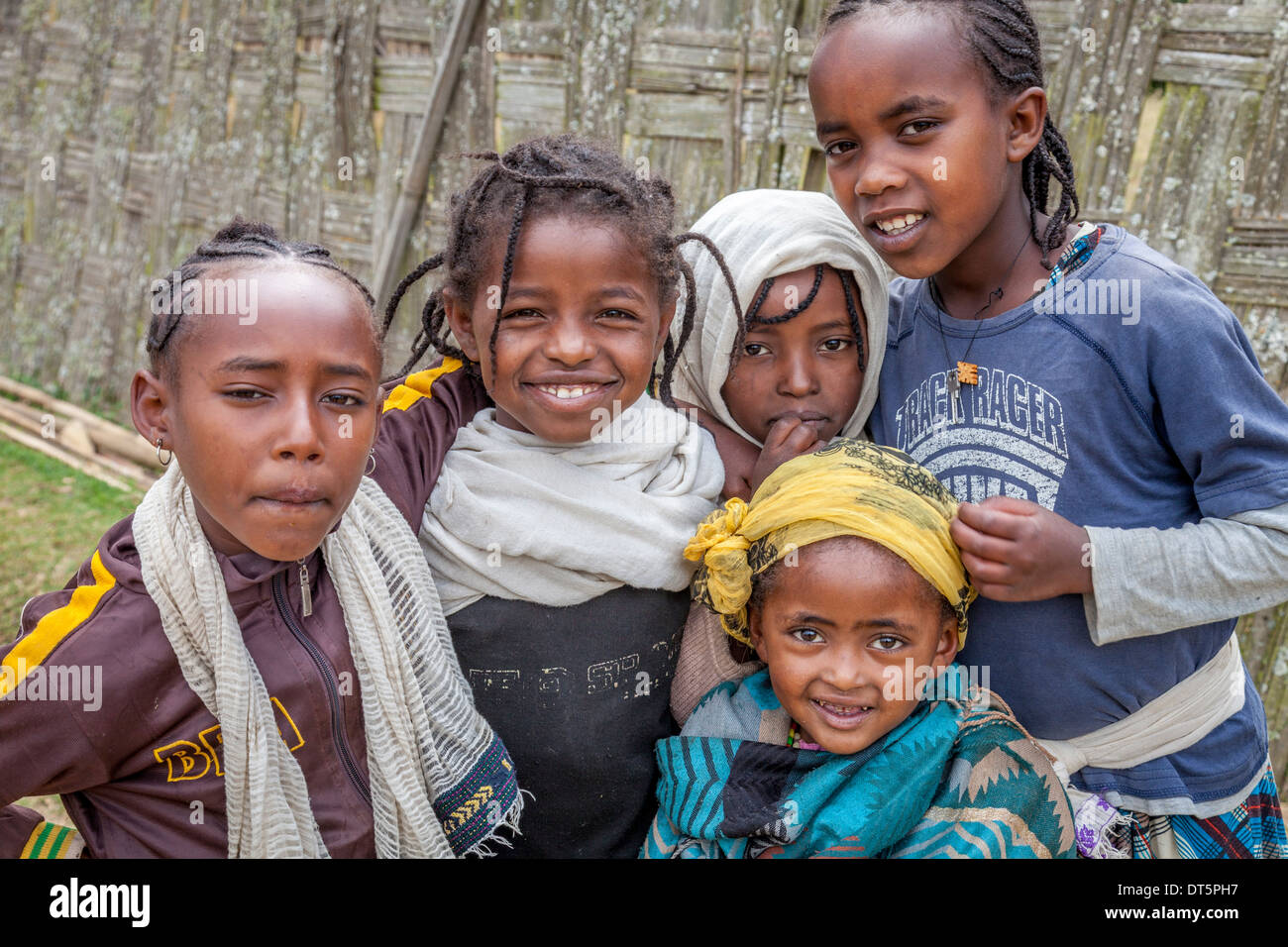 Niños kids children hi-res stock photography and images - Alamy