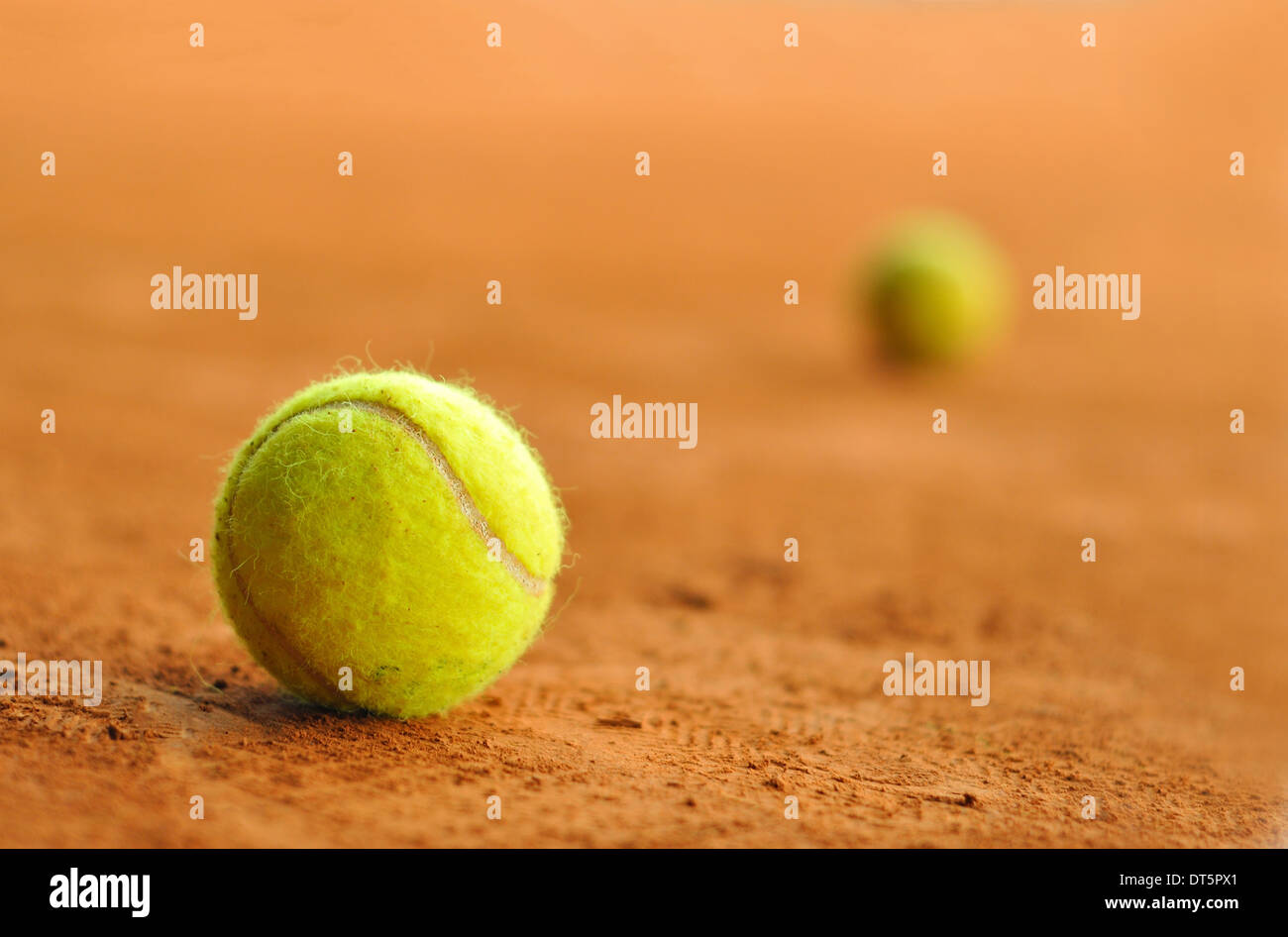 Row tennis balls hi-res stock photography and images - Alamy