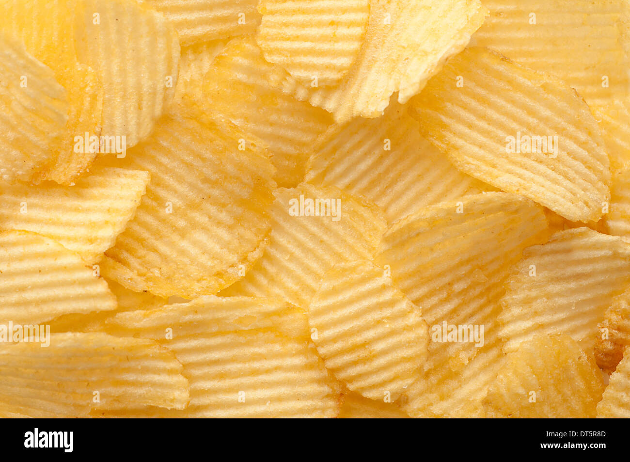 Wavy potato chips hi-res stock photography and images - Alamy