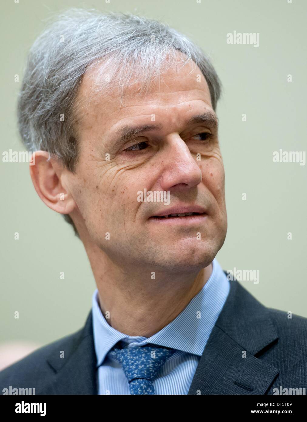 Former BayernLB chairman Michael Kemmer stands in the courtroom at the ...
