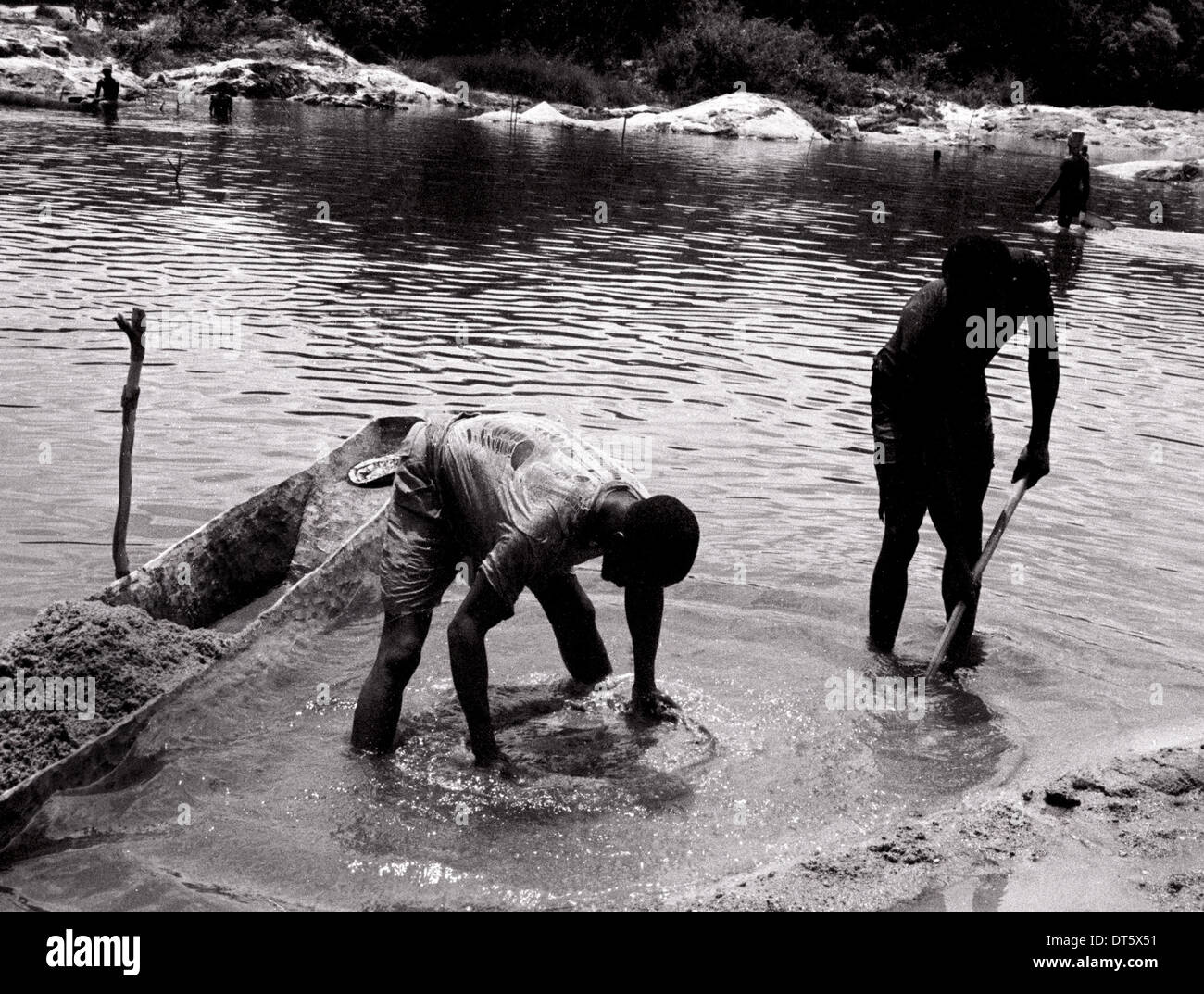 Digging for diamonds hi-res stock photography and images - Alamy