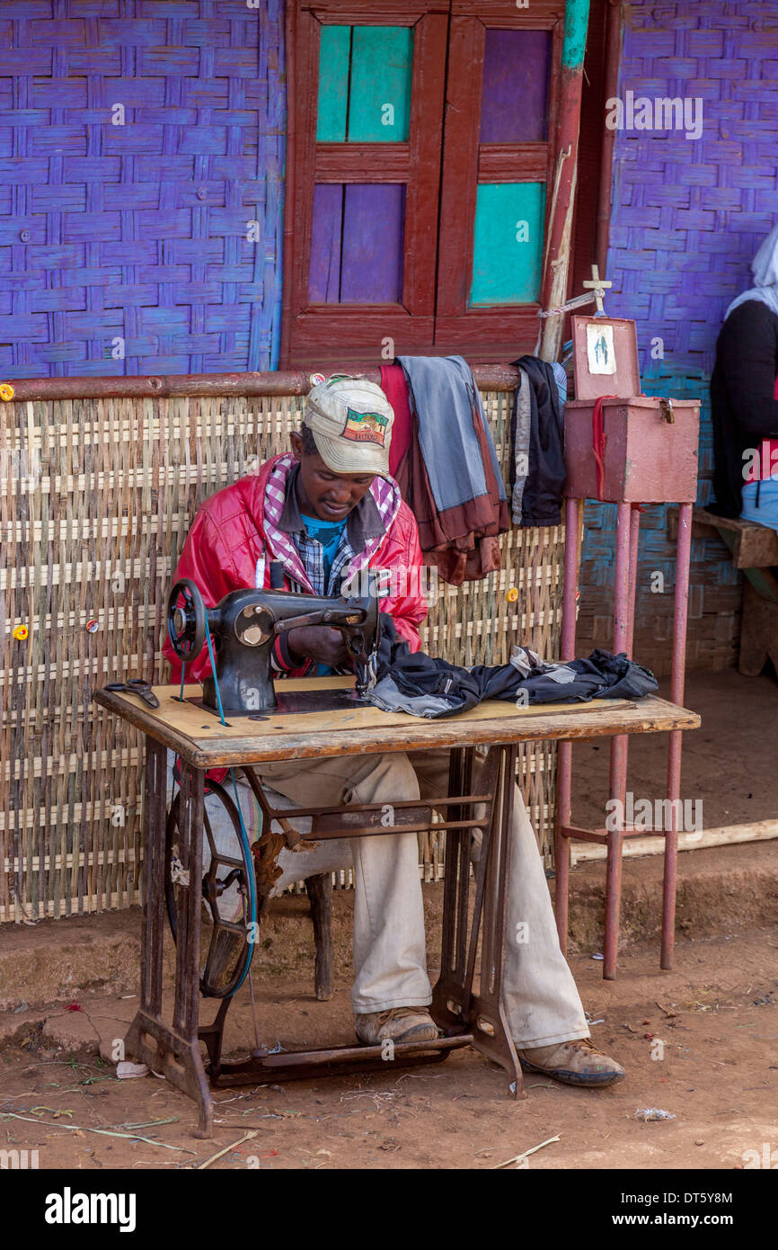 African tailor in market hi-res stock photography and images - Alamy