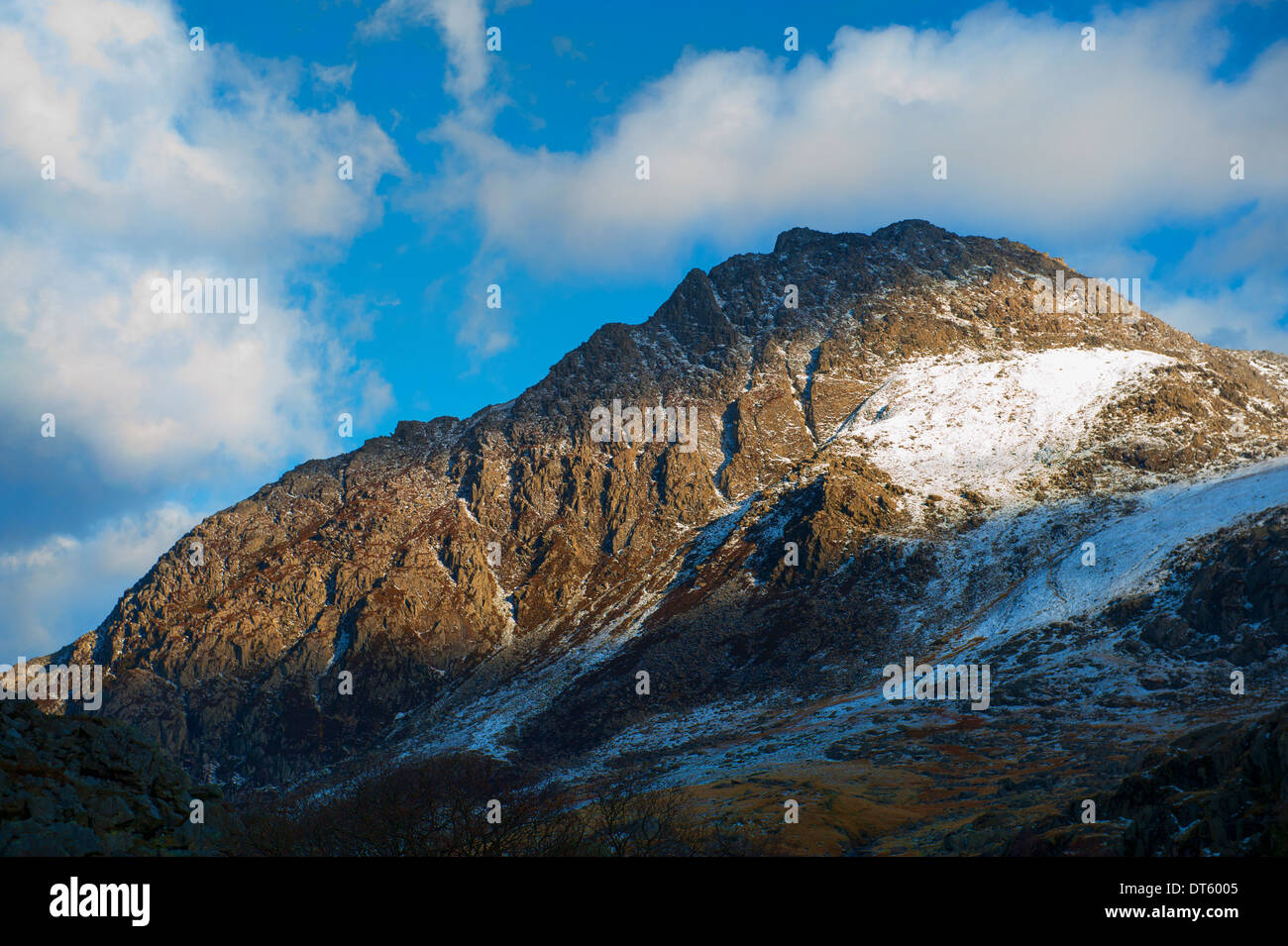 Tryfan north wales hi-res stock photography and images - Alamy