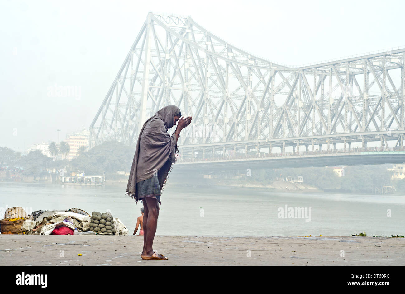 Howrah bridge hi-res stock photography and images - Alamy
