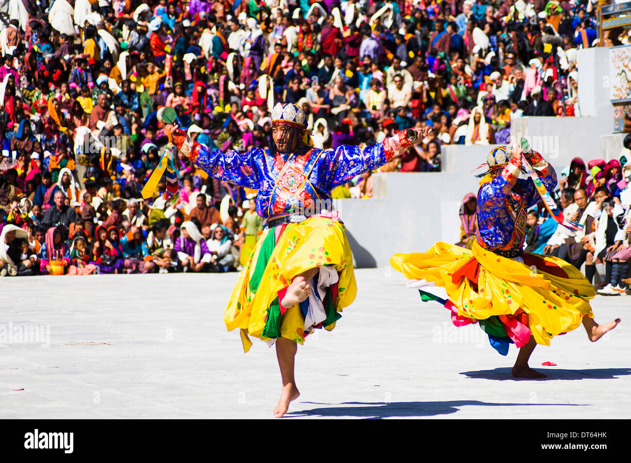 Bhutan, South Asia, Thimphu Dzong, Dancers in traditional Buddhist ...