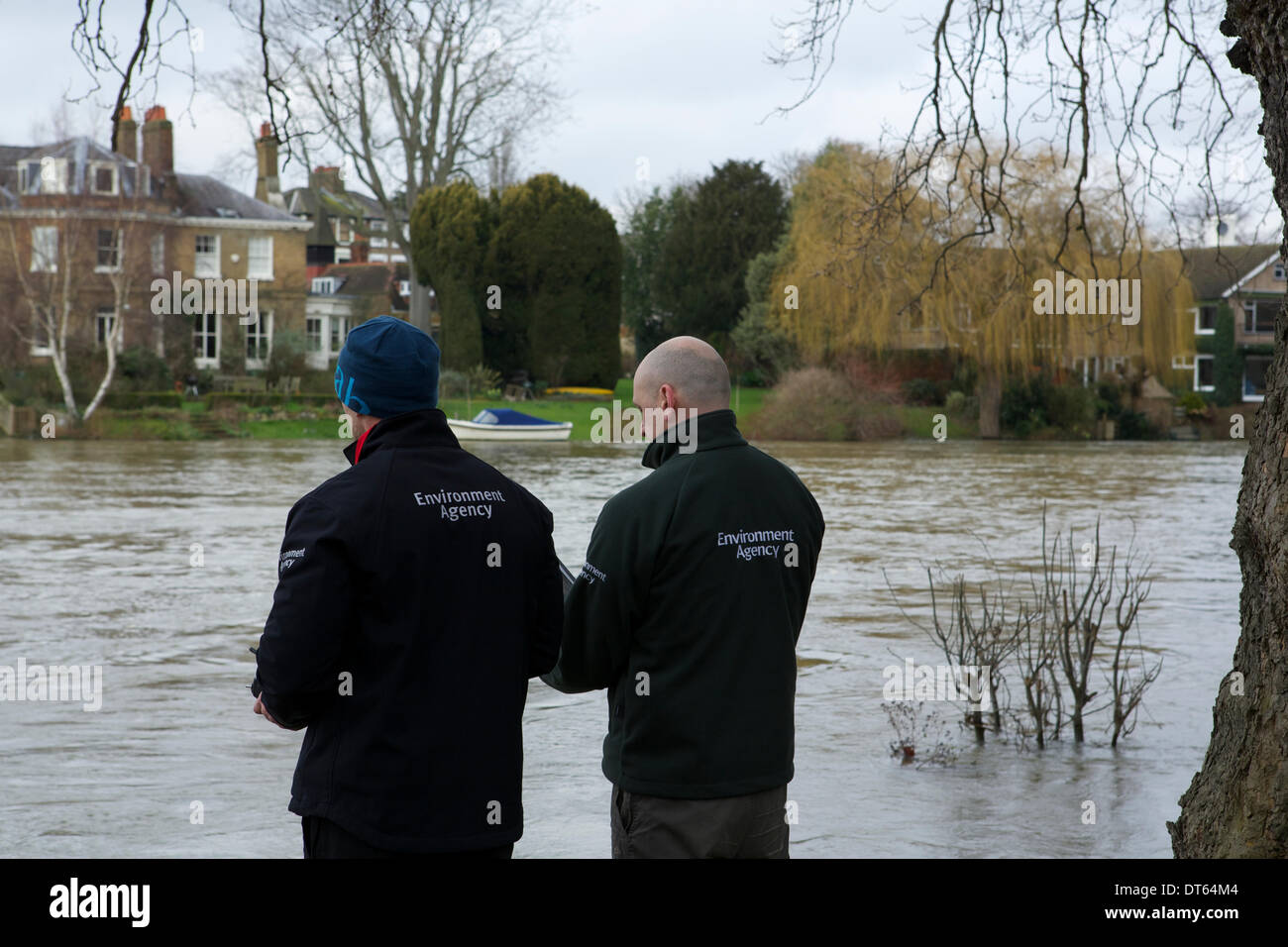 Environment agency boats hi-res stock photography and images - Alamy