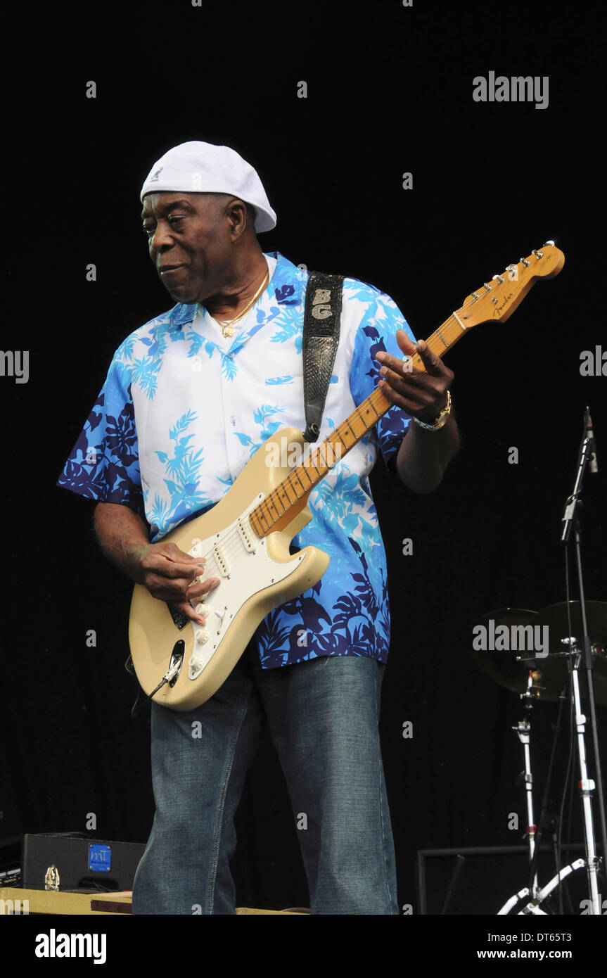Music, Strings, Guitars, Blues guitarist Buddy Guy playing at Cornbury ...
