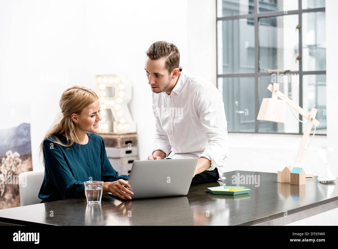 Two businesspeople in discussion hi-res stock photography and images ...
