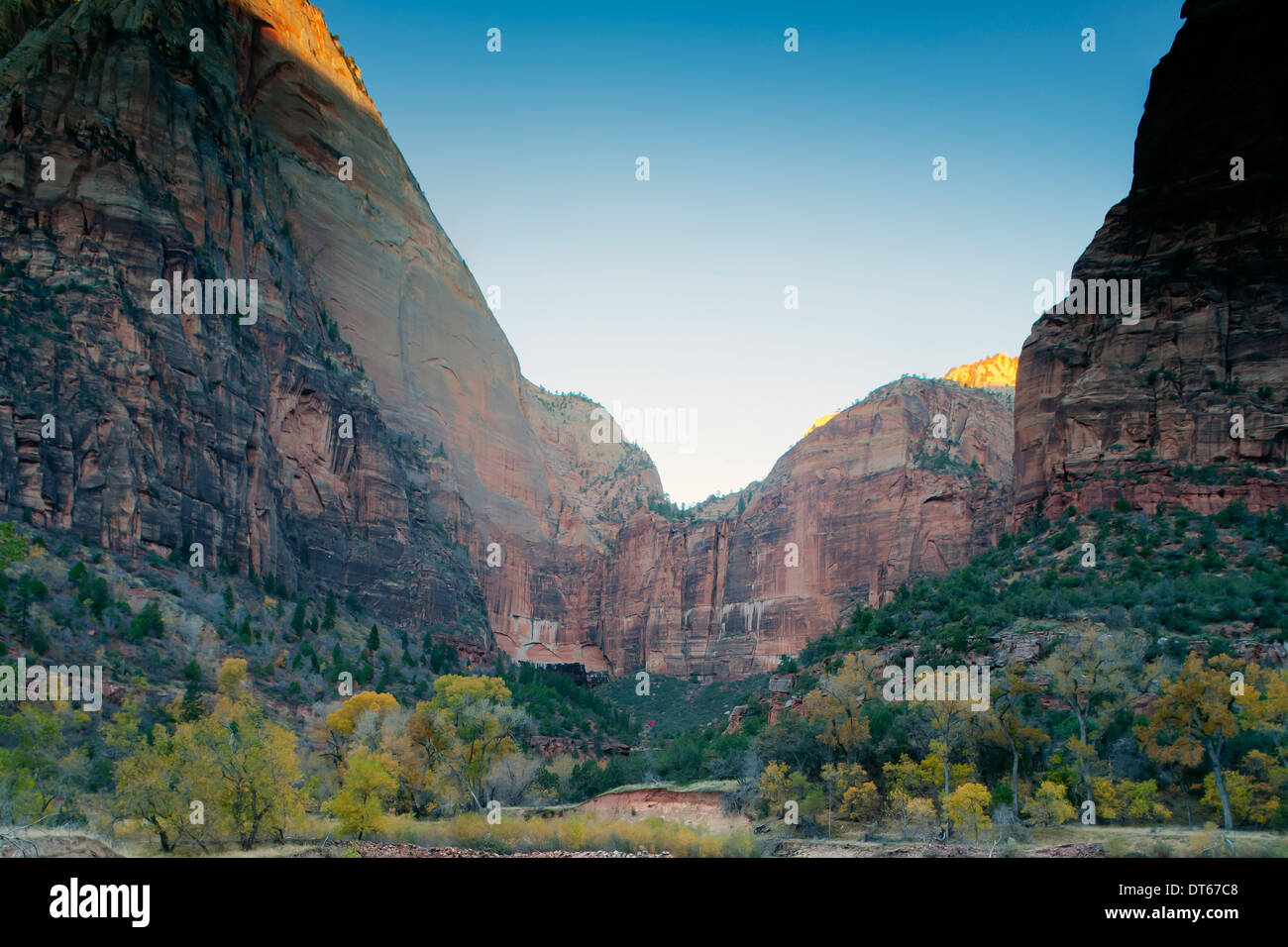 Zion National Park is located in the Southwestern United States, near ...