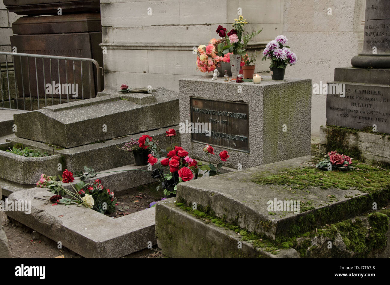 Grave of Jim Morrison at the Pere Lachaise Cemetery in Paris, France ...