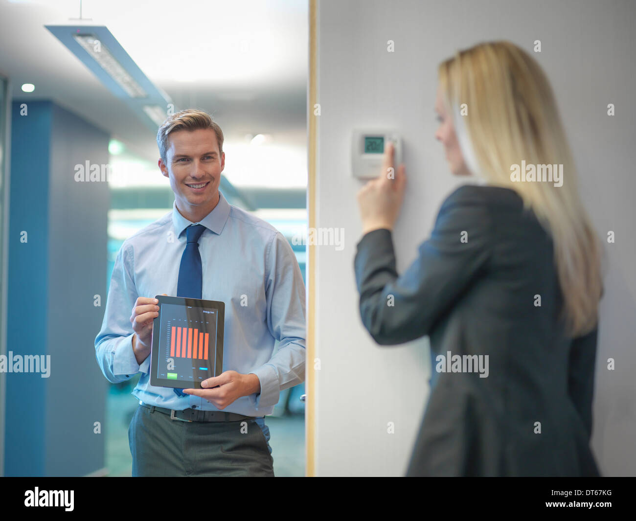 Color temperature graph hi-res stock photography and images - Alamy