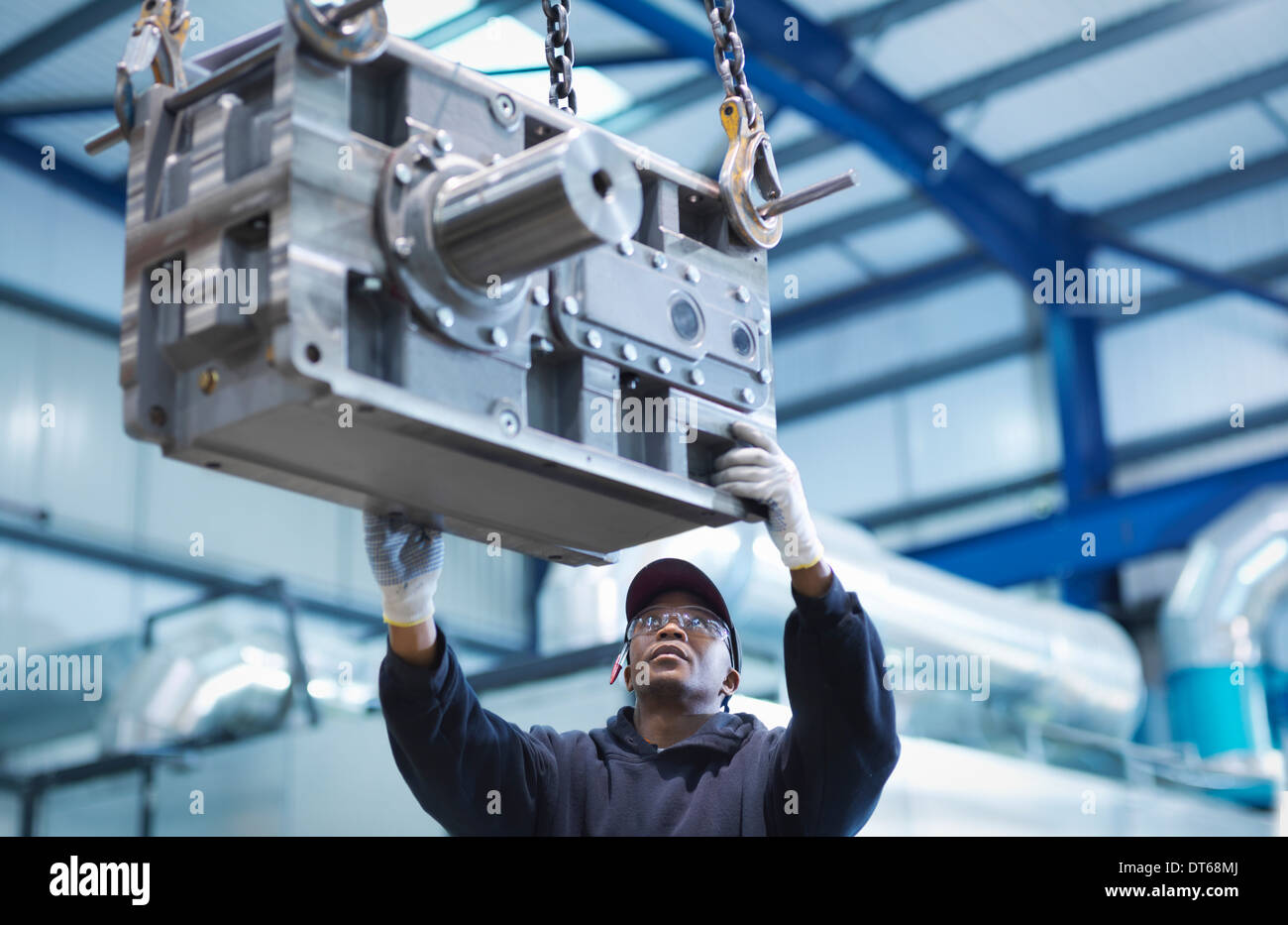 Engineering crane precision hi-res stock photography and images - Alamy