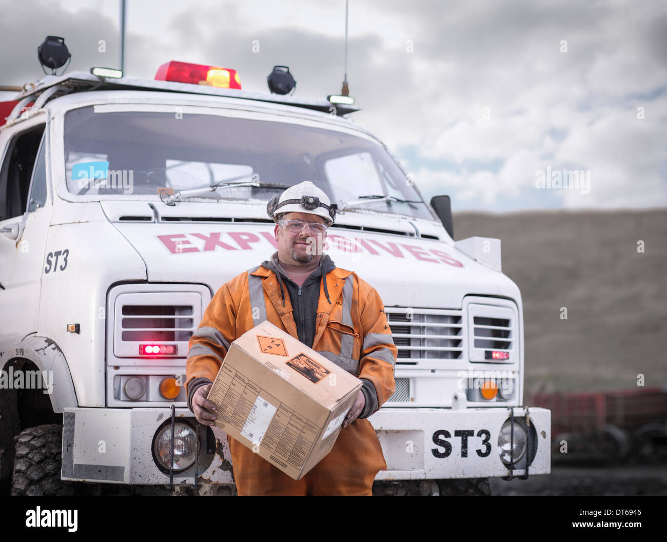 High explosives hi-res stock photography and images - Alamy