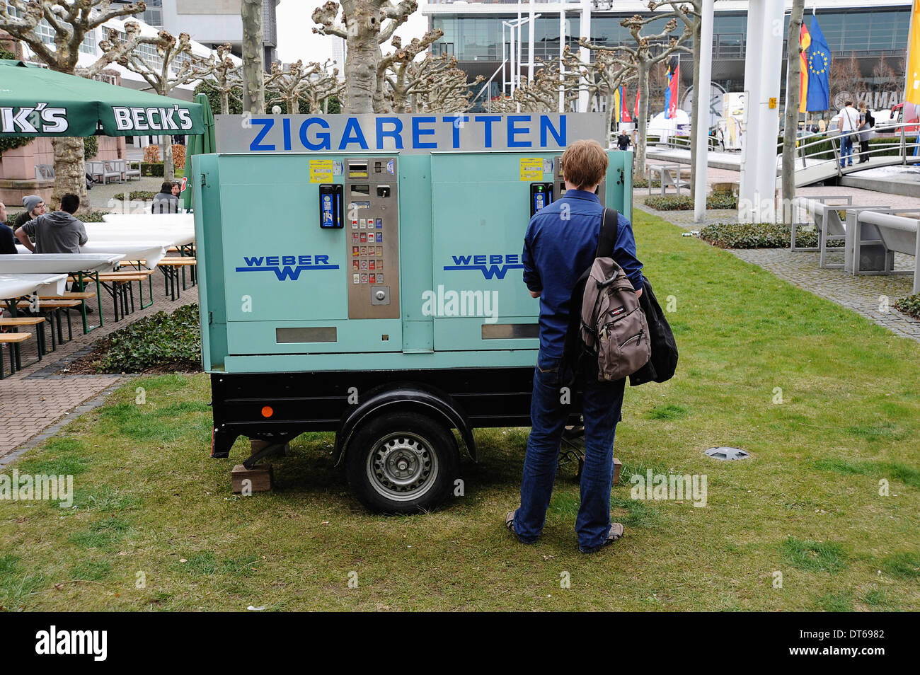 Cigarette vending machine germany hi-res stock photography and images ...