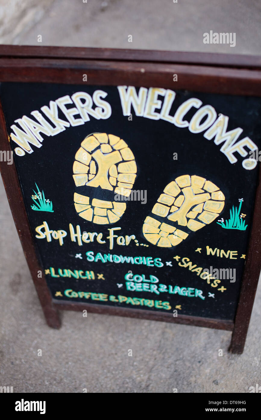 Walkers welcome sign, Winchcombe, Gloucestershire, UK Stock Photo - Alamy