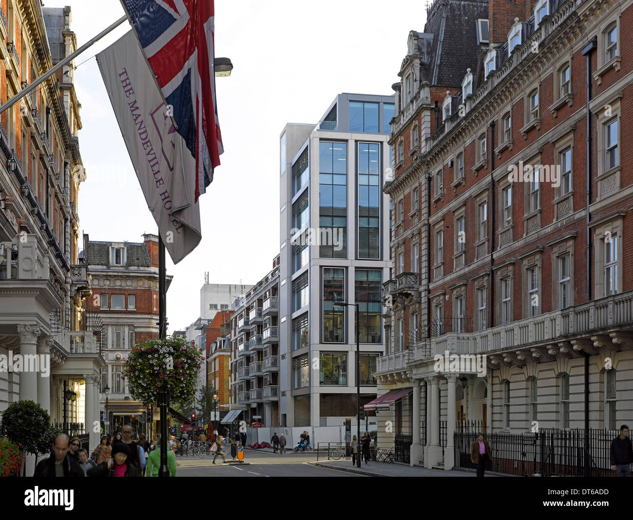 95 Wigmore Street High Resolution Stock Photography and Images - Alamy