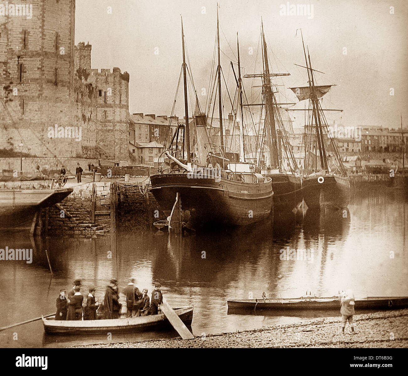 Fisherman victorian period hi-res stock photography and images - Alamy