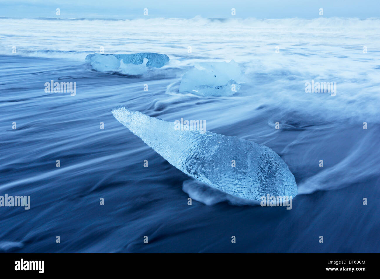 Ice blocks hi-res stock photography and images - Alamy
