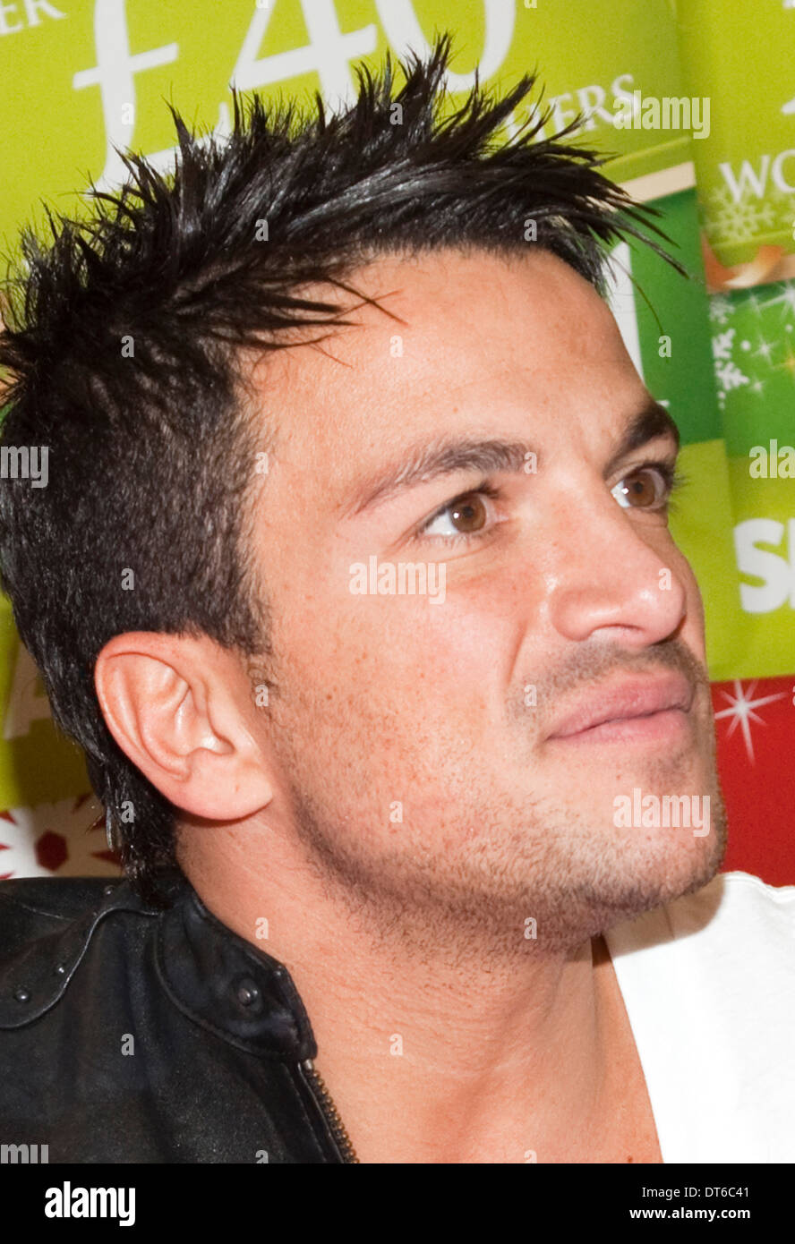 Peter Andre Singer and TV Personality Stock Photo - Alamy