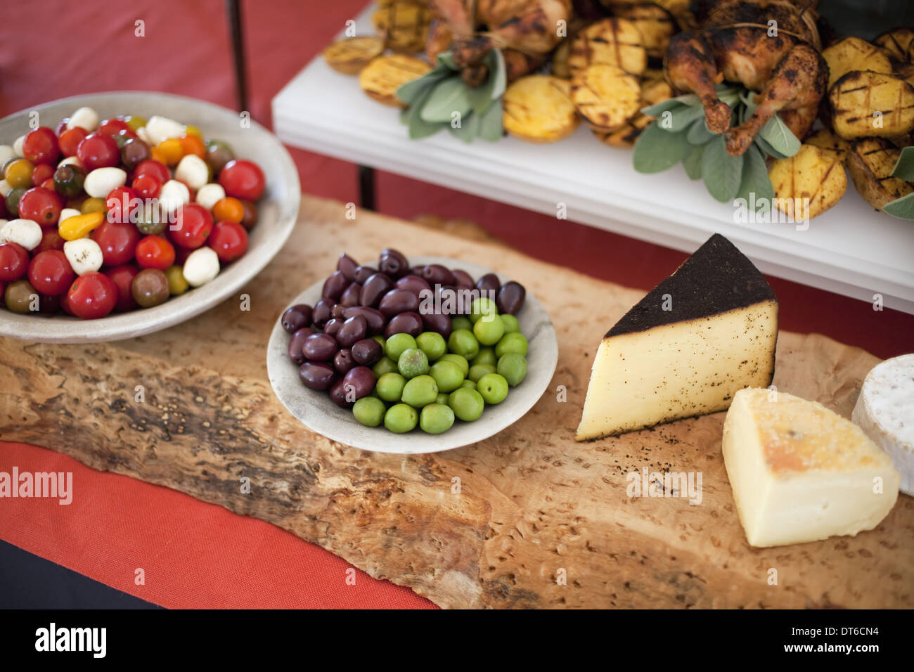 Organic reared chicken hi-res stock photography and images - Alamy