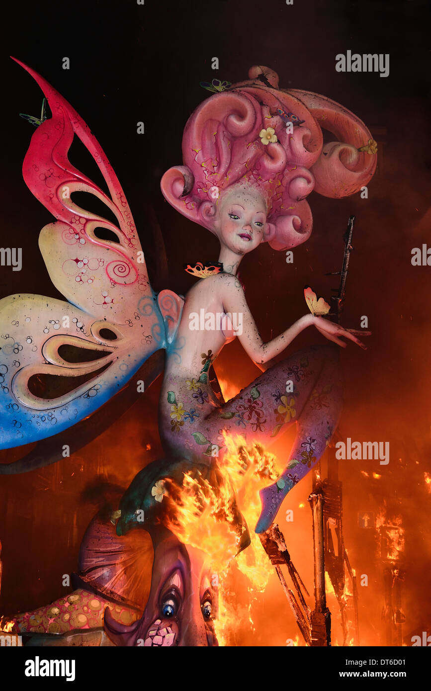 Valencia festival puppets hi-res stock photography and images - Alamy