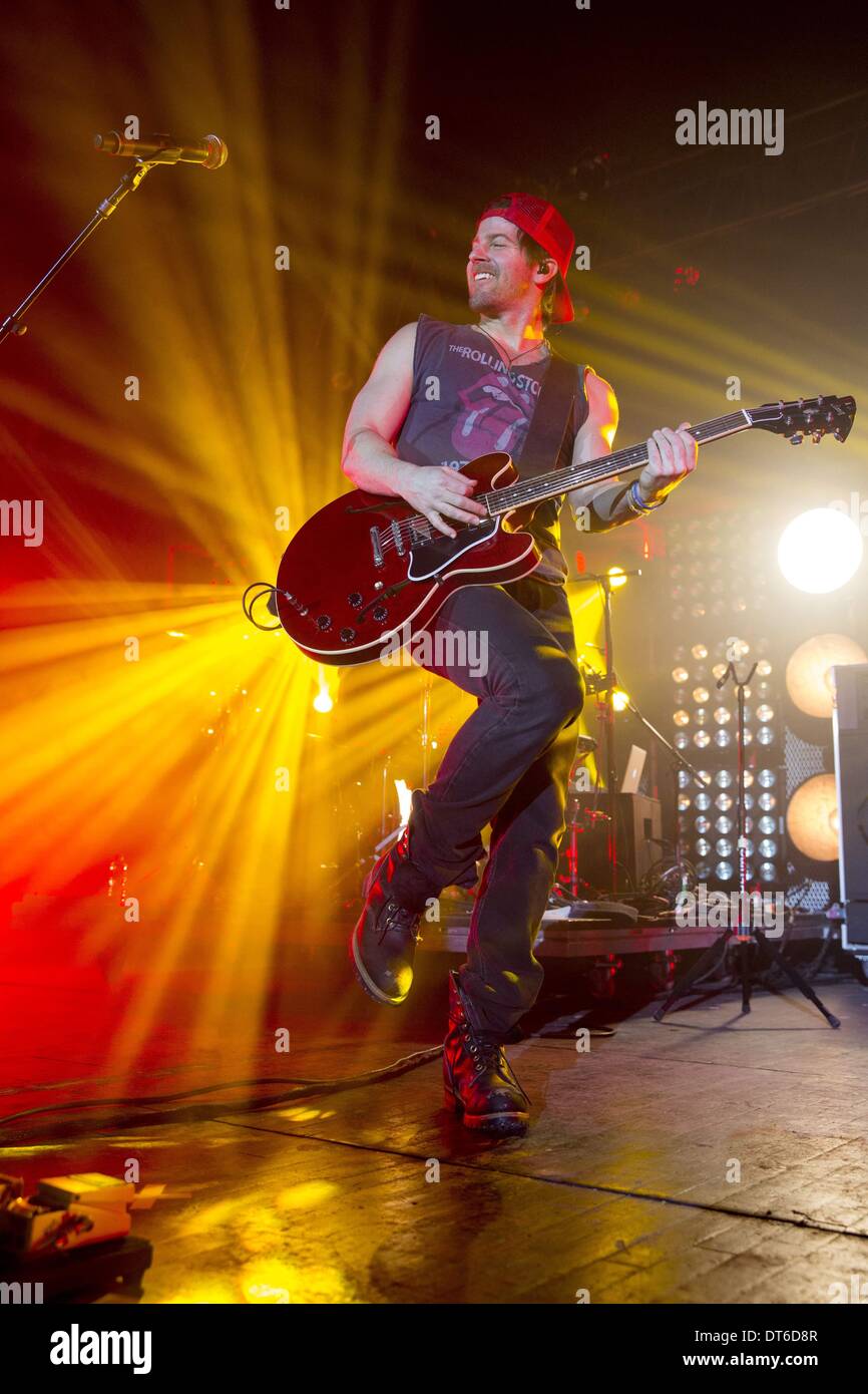 Kip moore hi-res stock photography and images - Alamy