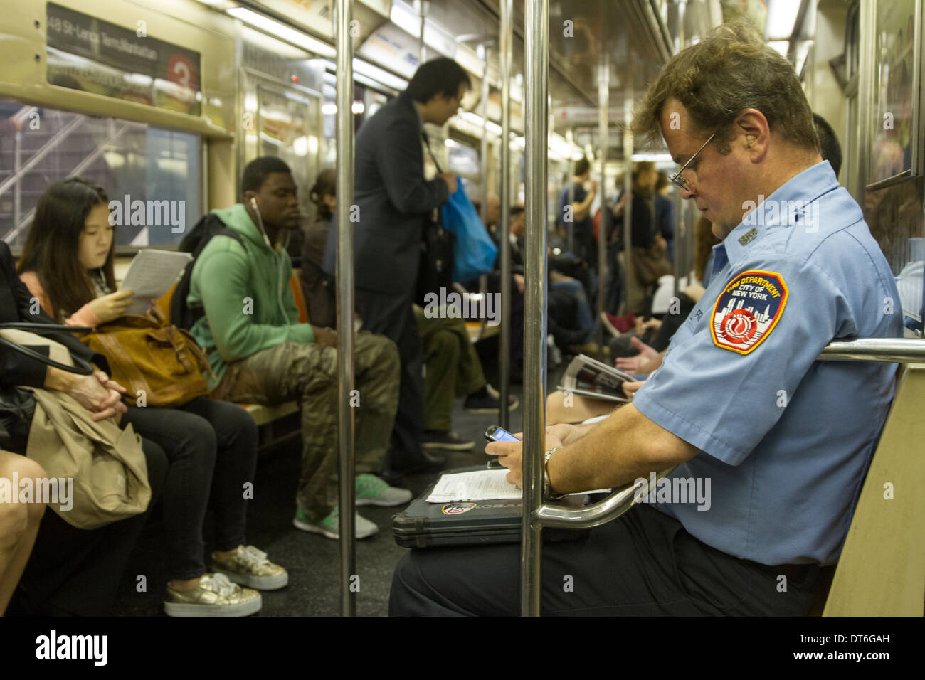 Subway cart hi-res stock photography and images - Alamy
