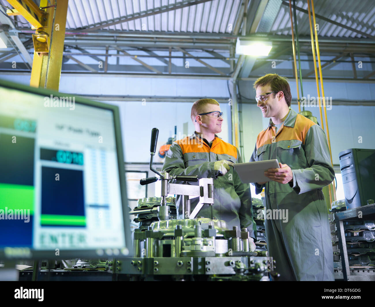 Engineer education hi-res stock photography and images - Alamy