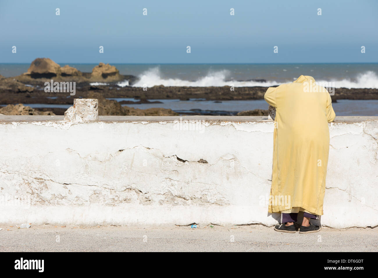 Man in blue robes hi-res stock photography and images - Alamy