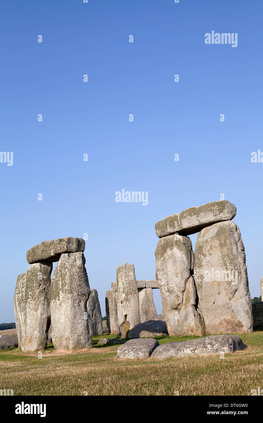England, Wiltshire, Salisbury Plain, Stonehenge, Prehistoric ring of ...