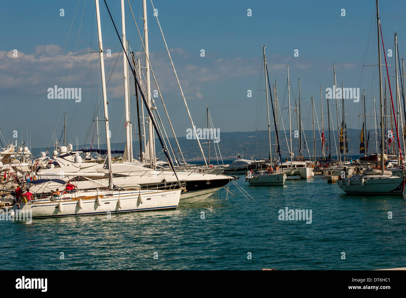 Pier and harbor city Stock Photo - Alamy