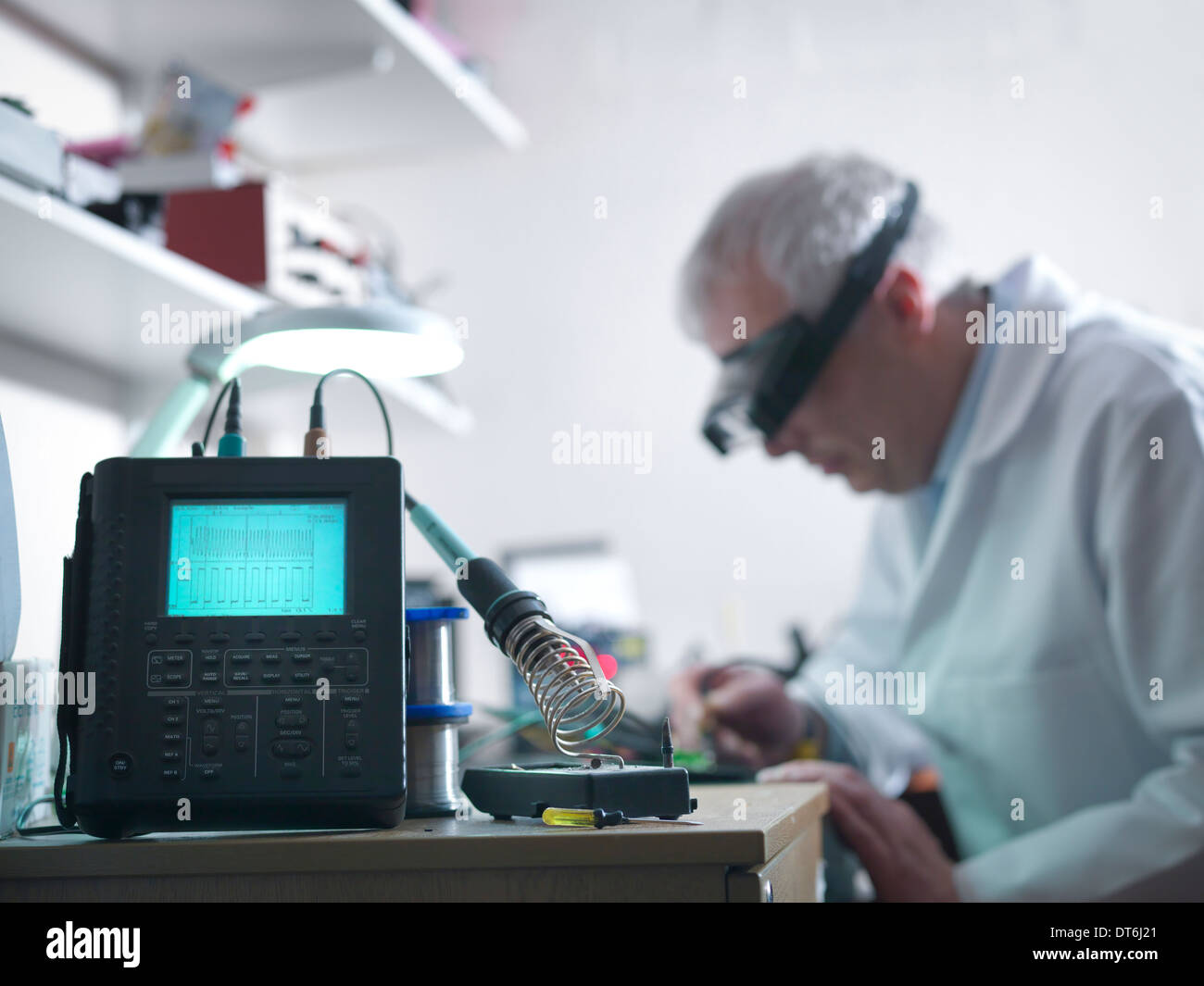 Soldering detail hi-res stock photography and images - Alamy