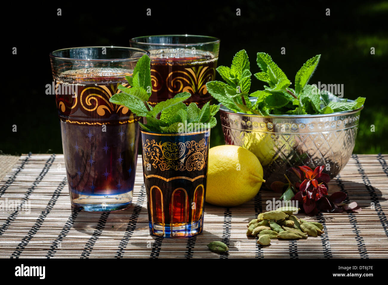 Muslim tea drink hi-res stock photography and images - Alamy