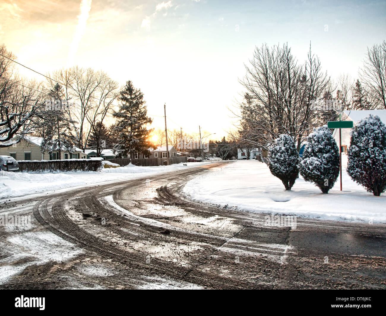 Slushy streets hi-res stock photography and images - Alamy