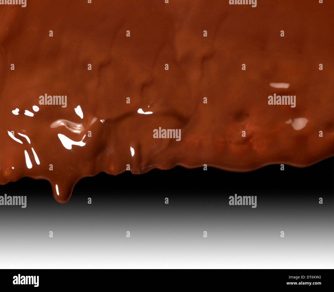 Dripping liquid chocolate hi-res stock photography and images - Alamy