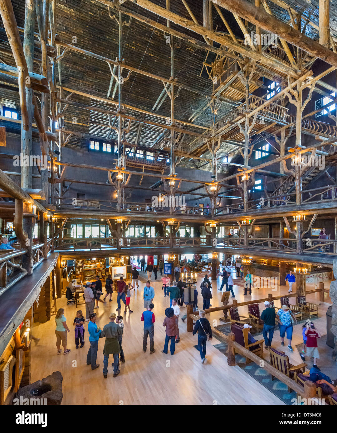 Old faithful inn hi-res stock photography and images - Alamy