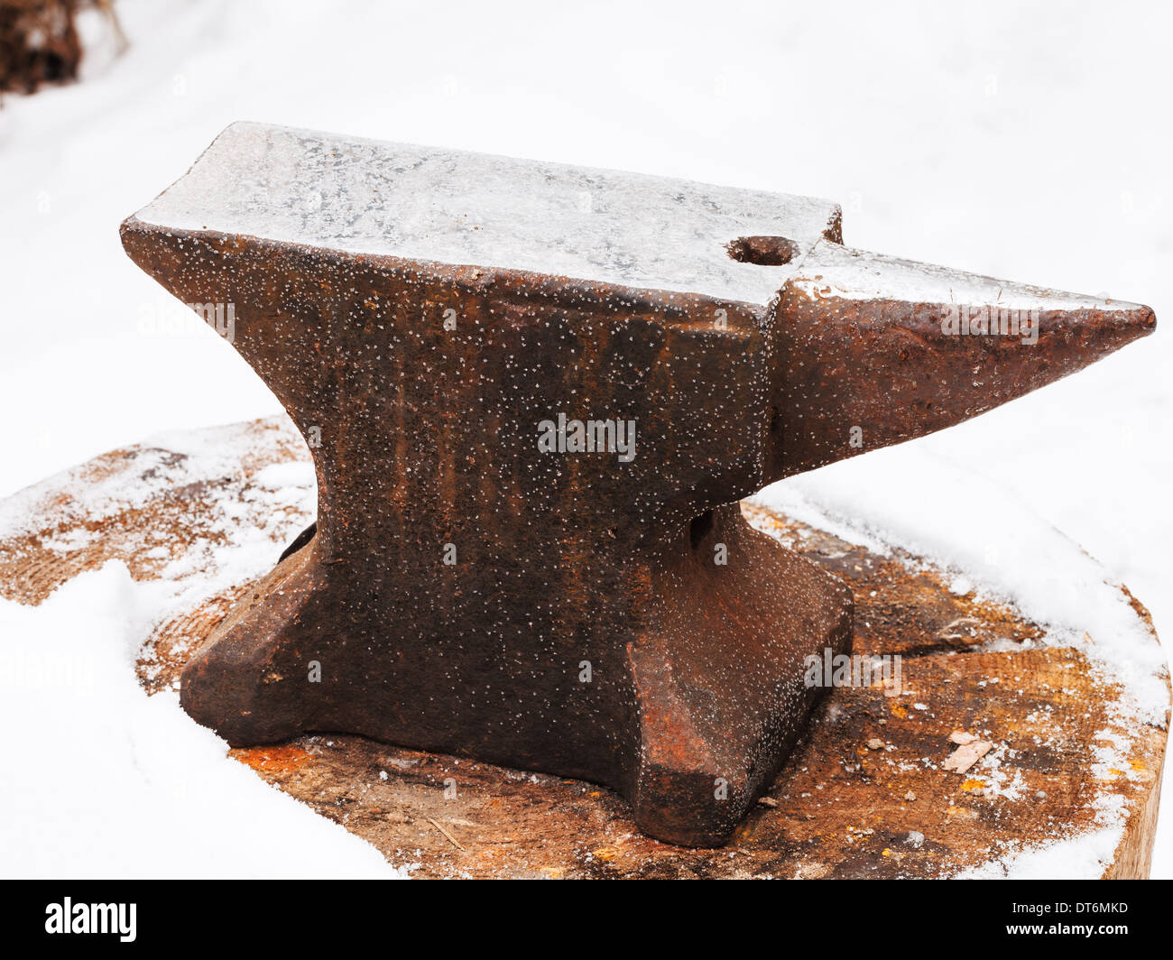 Village smithy hi-res stock photography and images - Alamy