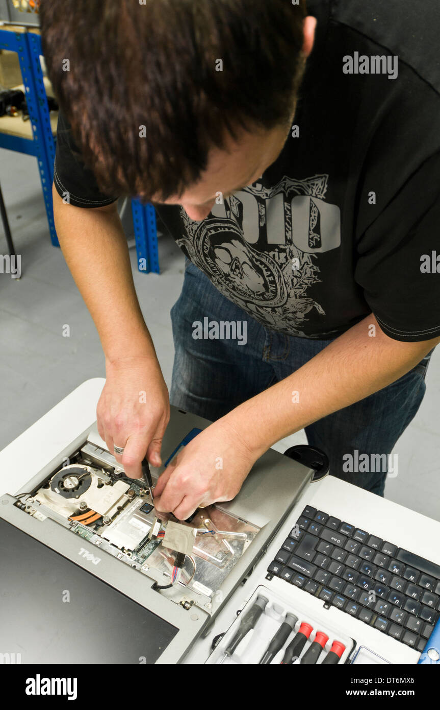 Computer repair technician at work Stock Photo - Alamy
