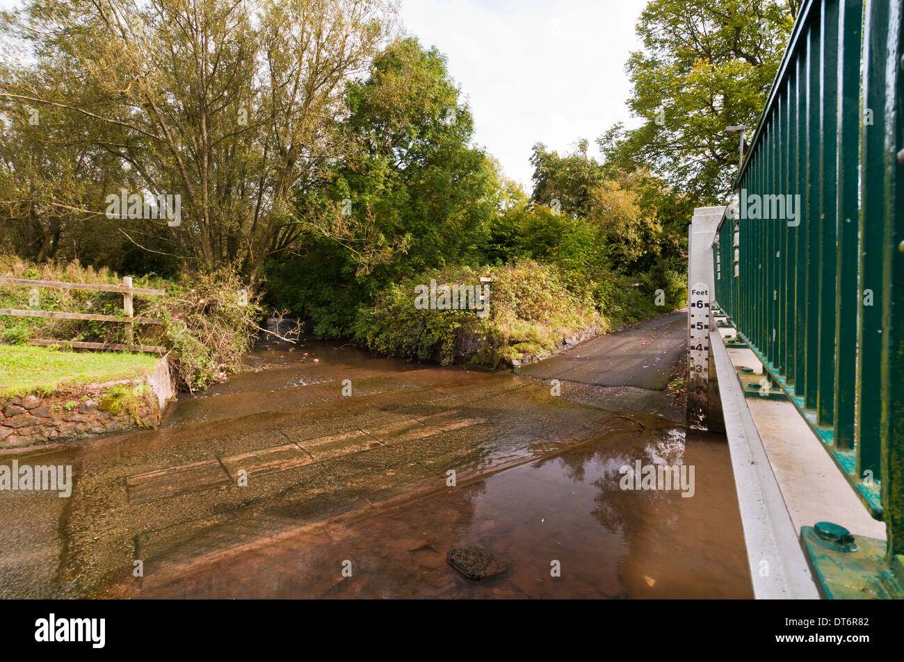 Ford road crossing small river hi-res stock photography and images - Alamy