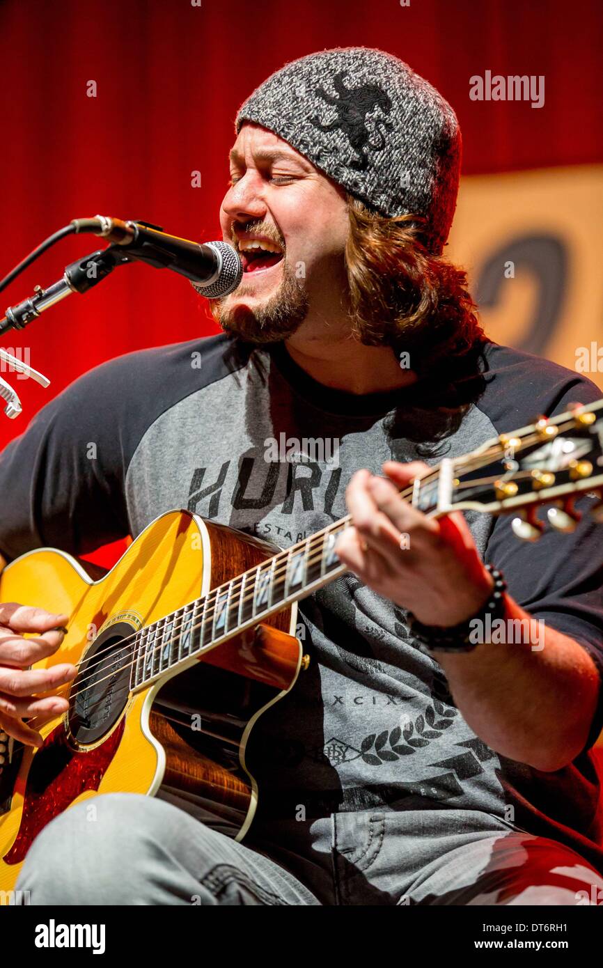 Detroit, Michigan, USA. 10th Feb, 2014. American Rock Guitarist CHET ...
