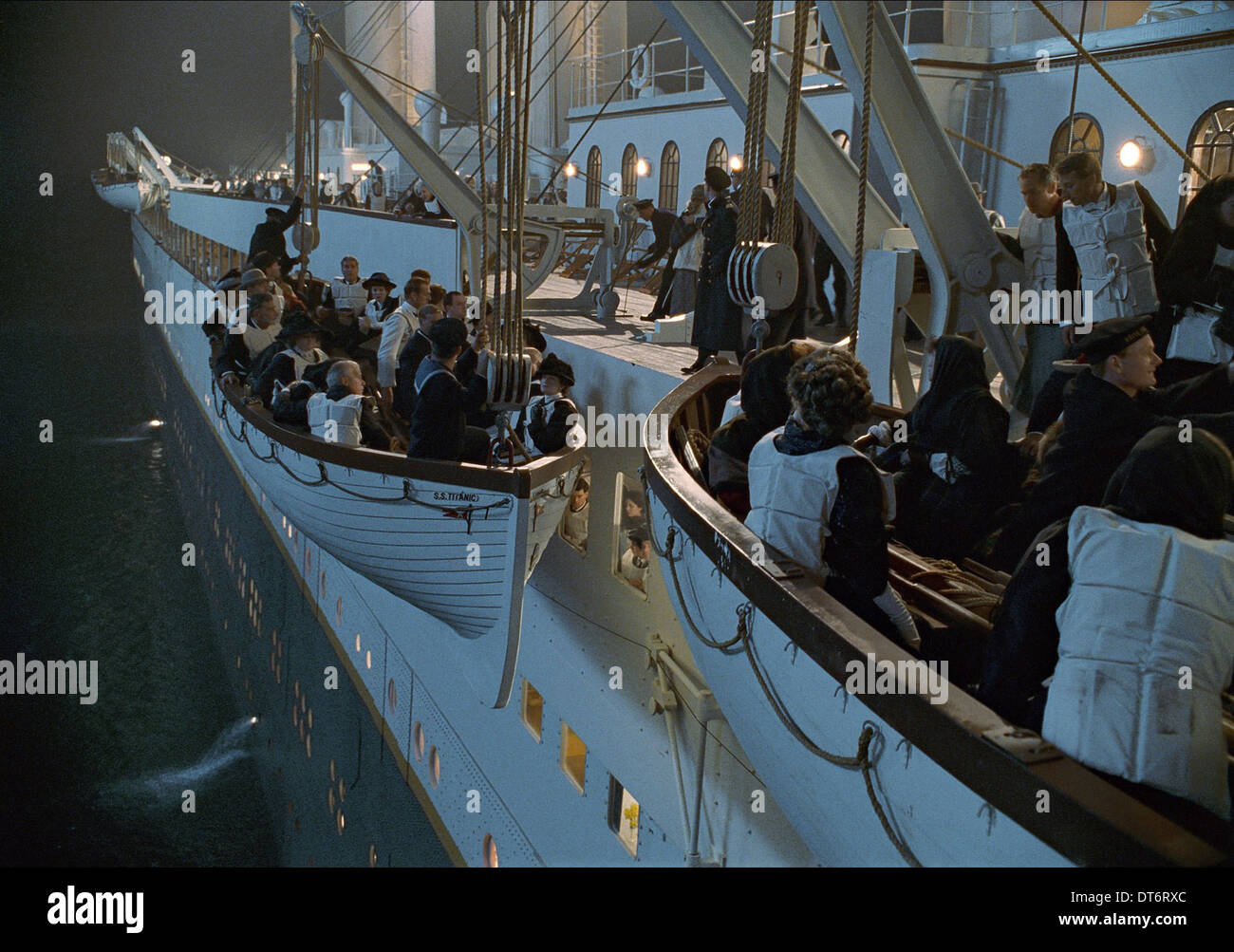 The Titanic 1997 High Resolution Stock Photography and Images - Alamy
