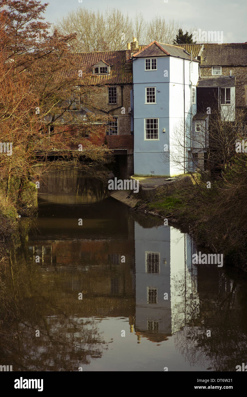 Shops and businesses in the Market Town of Frome, built on the bridge ...