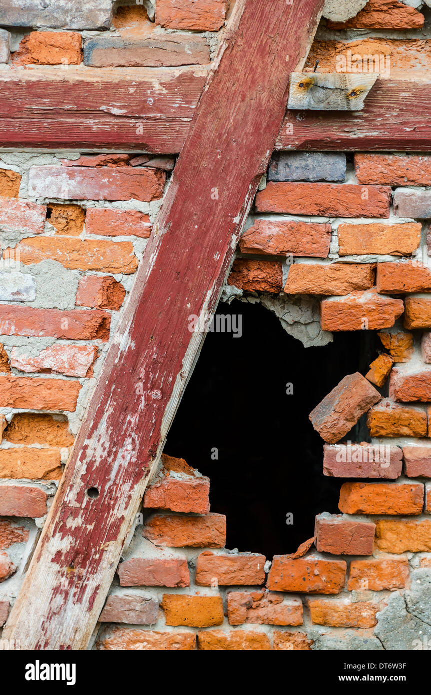 Broken wall hole hi-res stock photography and images - Alamy